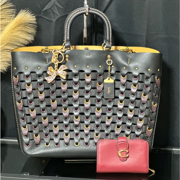 Coach | Bags | Coach 941 Rogue Colorblock Linked Tote Bag Black | Poshmark